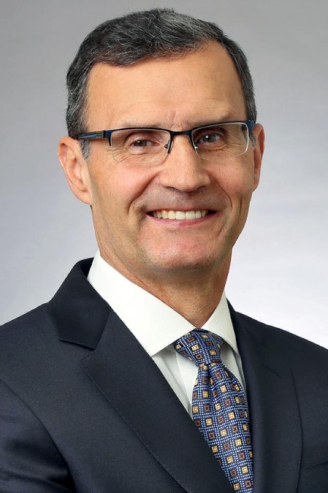 Lawrence G Lenke, MD | Columbia Orthopedic Surgery